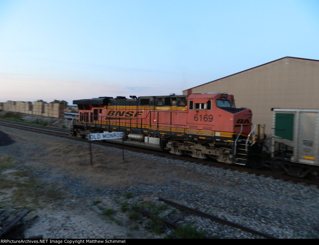 BNSF 6169 - DPU